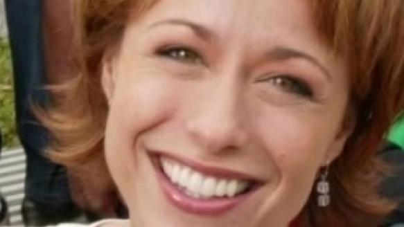 Trading Spaces TV Review | Common Sense Media