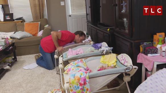 OutDaughtered TV Review | Common Sense Media