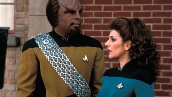 Star Trek: The Next Generation TV Review | Common Sense Media
