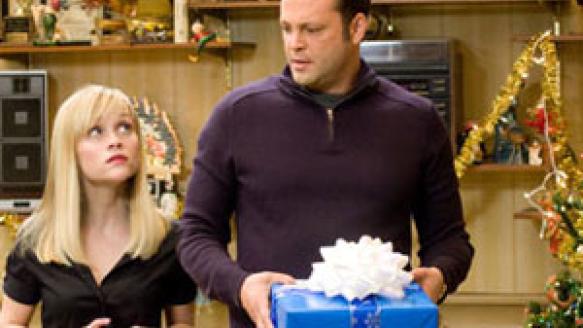 Four Christmases Movie Review | Common Sense Media