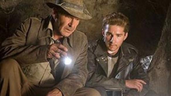 Indiana Jones and the Kingdom of the Crystal Skull Movie Review ...