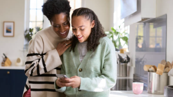 Parent reviews for Gossip Girl | Common Sense Media