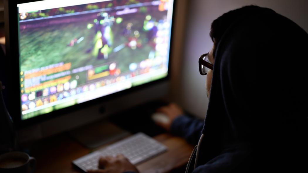 Cyber Threats Lurk in Kids' Gaming: What Parents Should Know | Common ...