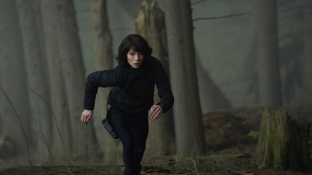 The Gorge Movie Review | Common Sense Media