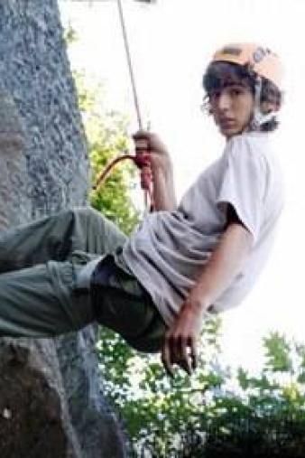 Survive This TV Review | Common Sense Media